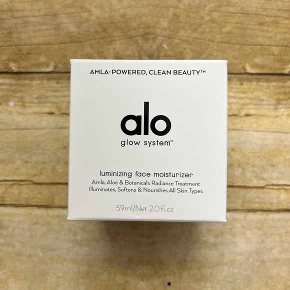 ALO Yoga | Skincare | New Alo Glow System Luminizing Face Moisturizer ...